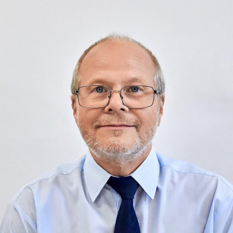 Meet the team - Challenger Solutions